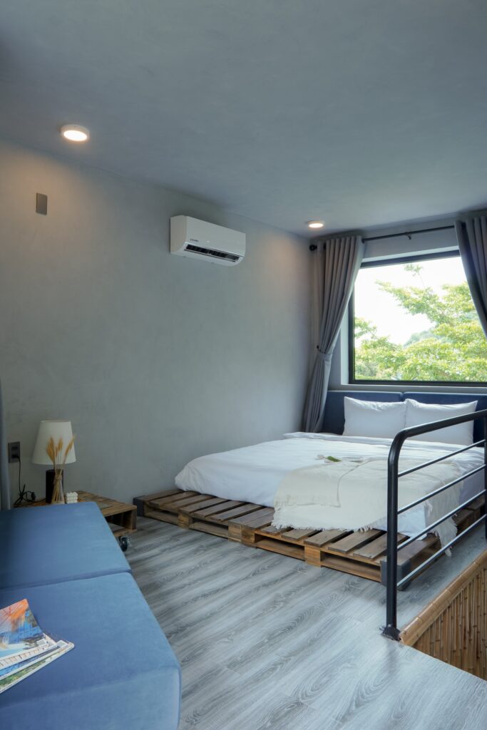Deluxe Twin Room – Sky View | Babylon Mini Resort